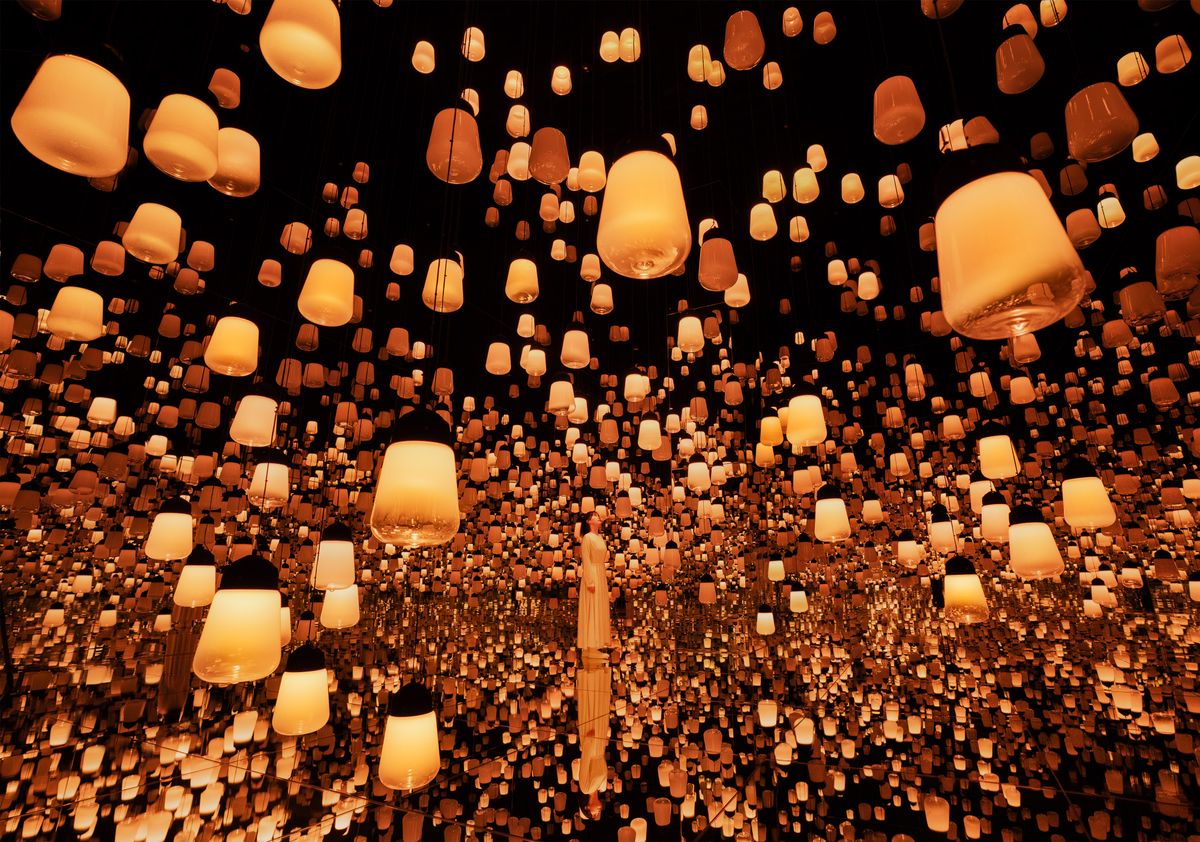 Forest of Resonating Lamps: One Stroke - a Year in the Mountains | teamLab